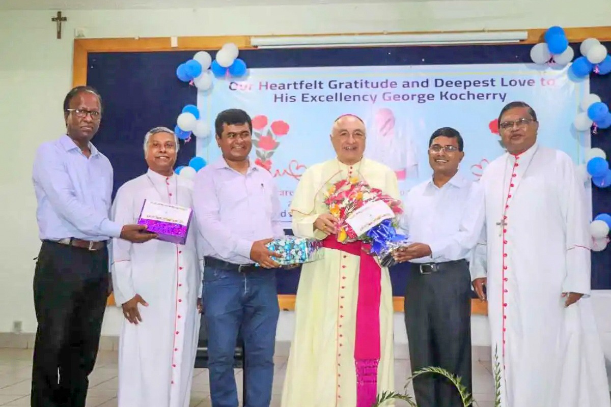 Mgr Kocherry, nonce au Bangladesh, salué après dix ans de présence à ...