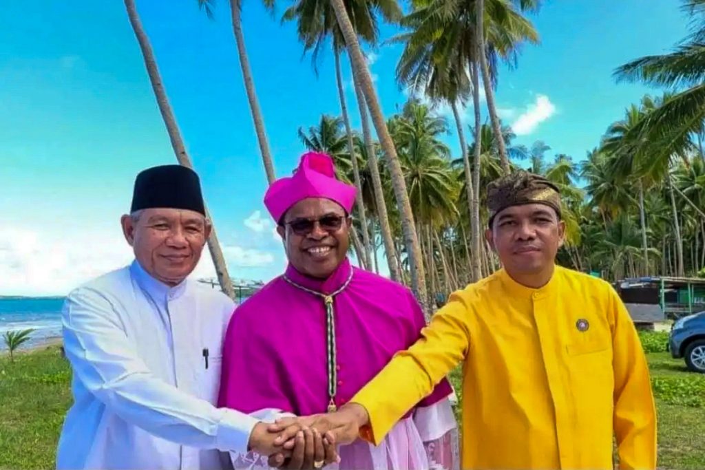 L’évêque d’Ambon demande aux autorités de respecter la coexistence ...